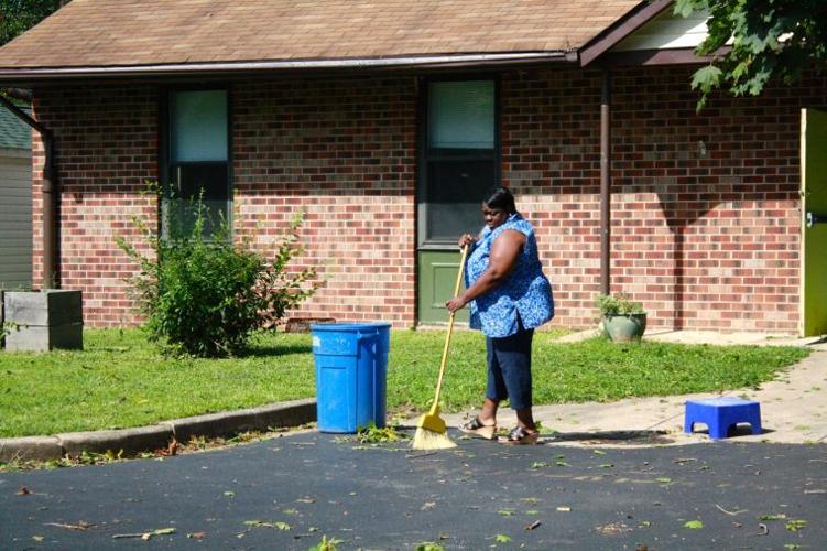 Thomson Estates Elementary aids community in cleanup | Schools ...