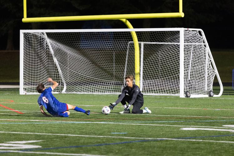 Givens scores twice as Elkton extends winning streak to three games ...