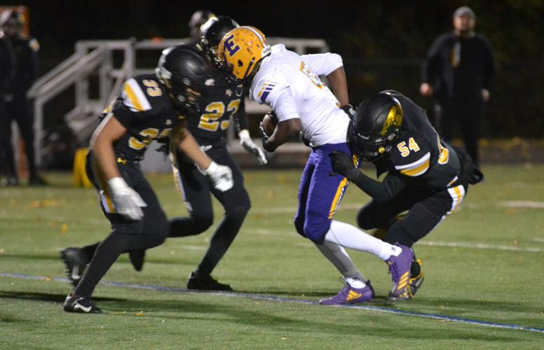Elkton vs. Harford Tech football | Sports Gallery | cecildaily.com