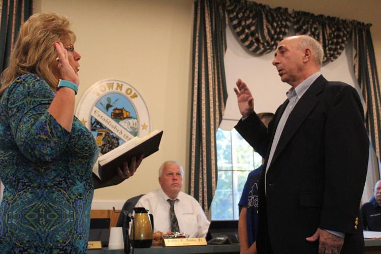 Snelling sworn in to PV board | Local News | cecildaily.com