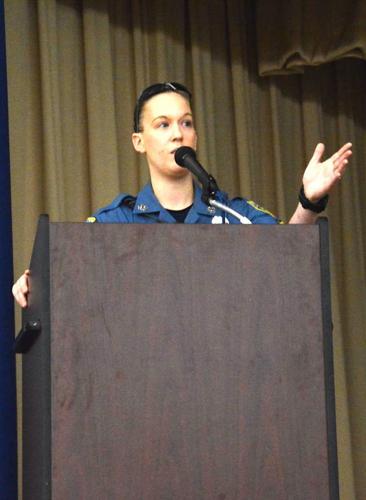 Thomson Estates Elementary honors veterans | Local News | cecildaily.com