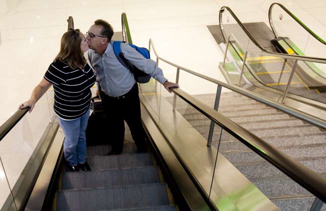 The commuter marriage: Can it work? | Features | cecildaily.com