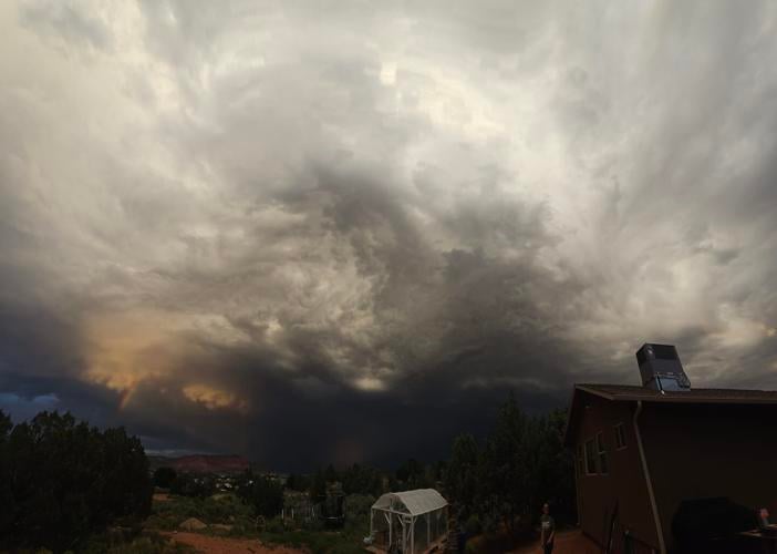 Photo gallery: Glimpses of lightning, rain and sporadic hail from storm ...