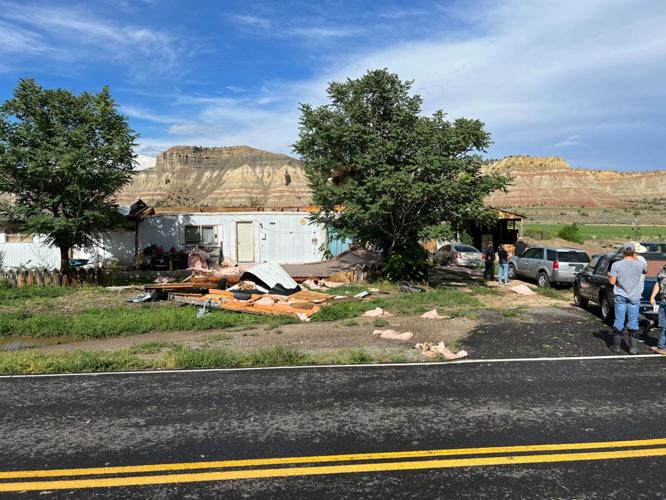 UPDATED: Southern Utah home loses roof to high winds, initially ...
