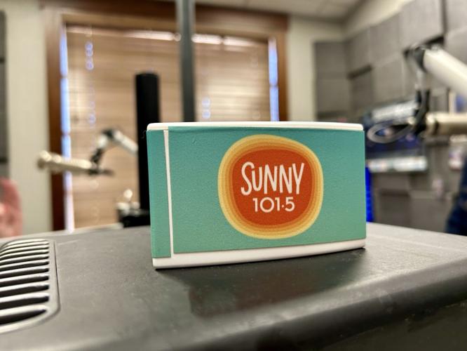 Sunrise serenade: Bryan and Cindy return to Sunny 101.5 for ‘old-school ...