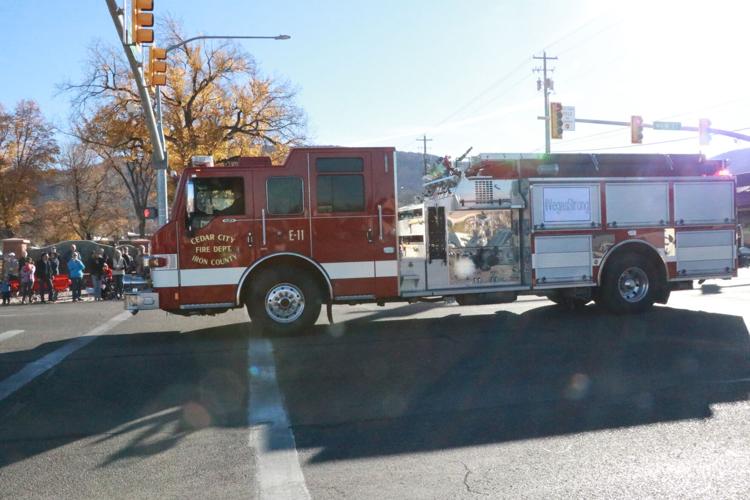 Hundreds of sheep parade down Cedar’s Main Street during livestock ...