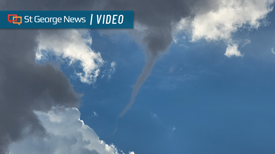 what do tornado clouds look like