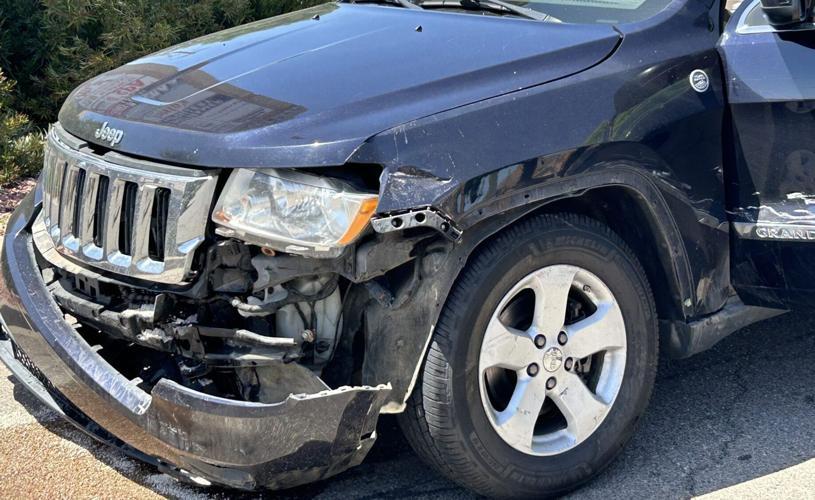 2-car collision slows eastbound traffic on Sunset Boulevard; no ...