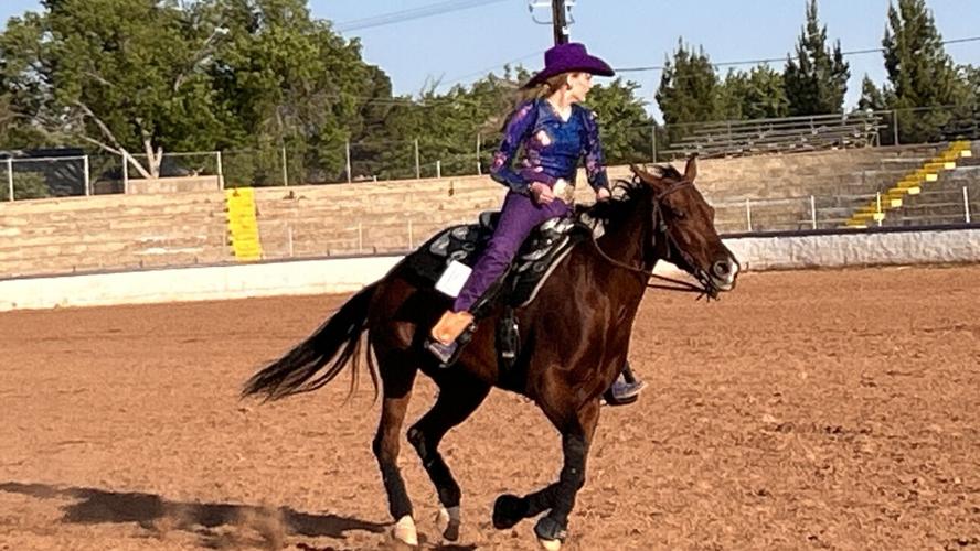Contestants vie for crown in 90th Dixie Roundup Rodeo Queen and ...