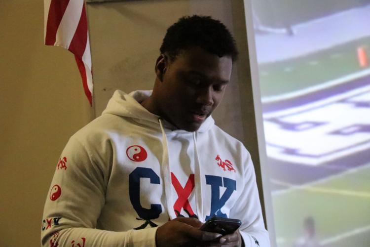 Pine View running back Keith Adams signs to play football at Clemson ...