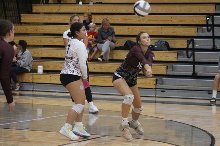 Region 9 volleyball: Reds, Thunder, Tigers, Warriors all off to winning ...