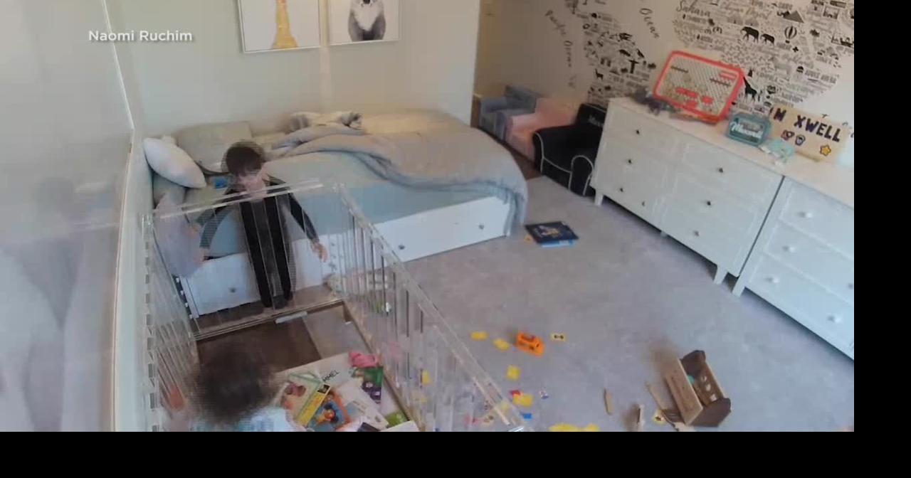 Big brother helps little sister escape from crib. They dance in ...
