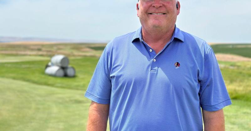 Clendenin, Larkin separated by a shot at Golfweek PNW Senior | Sports ...