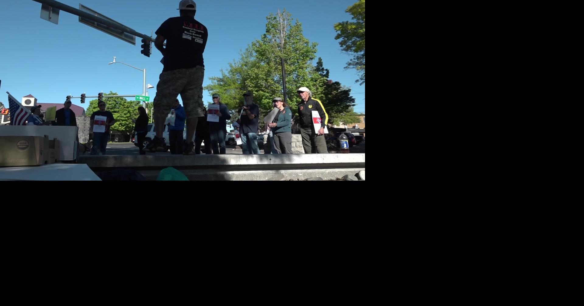 Protestors on both sides line Bend corner over Senate GOP walkout ...