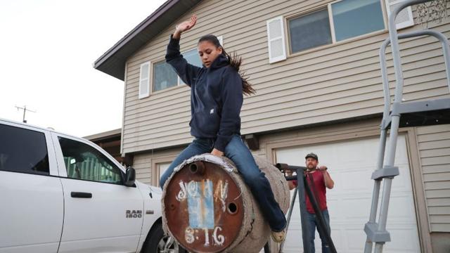 Oregon's Najiah Knight aims to be 1st woman at bull riding's top level ...