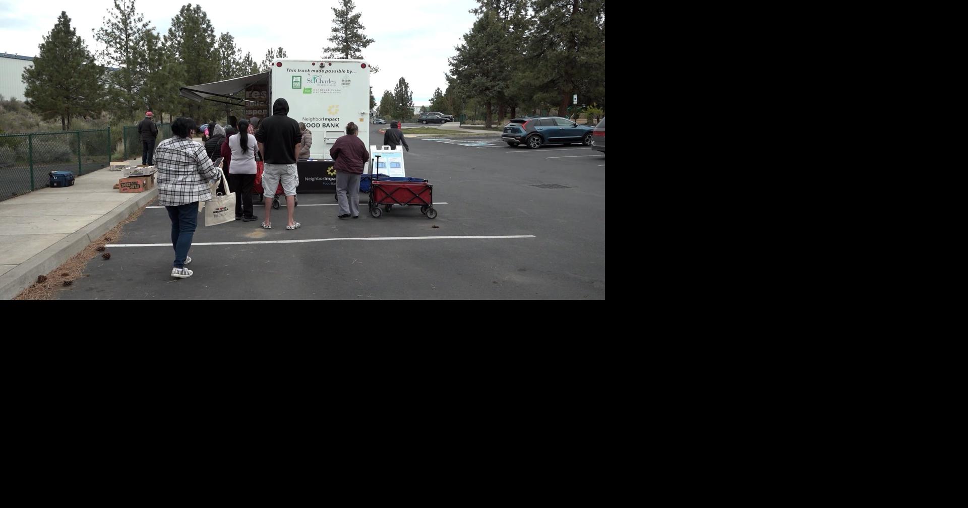 Neighborimpact mobile food pantry serves families in Bend | Local News ...