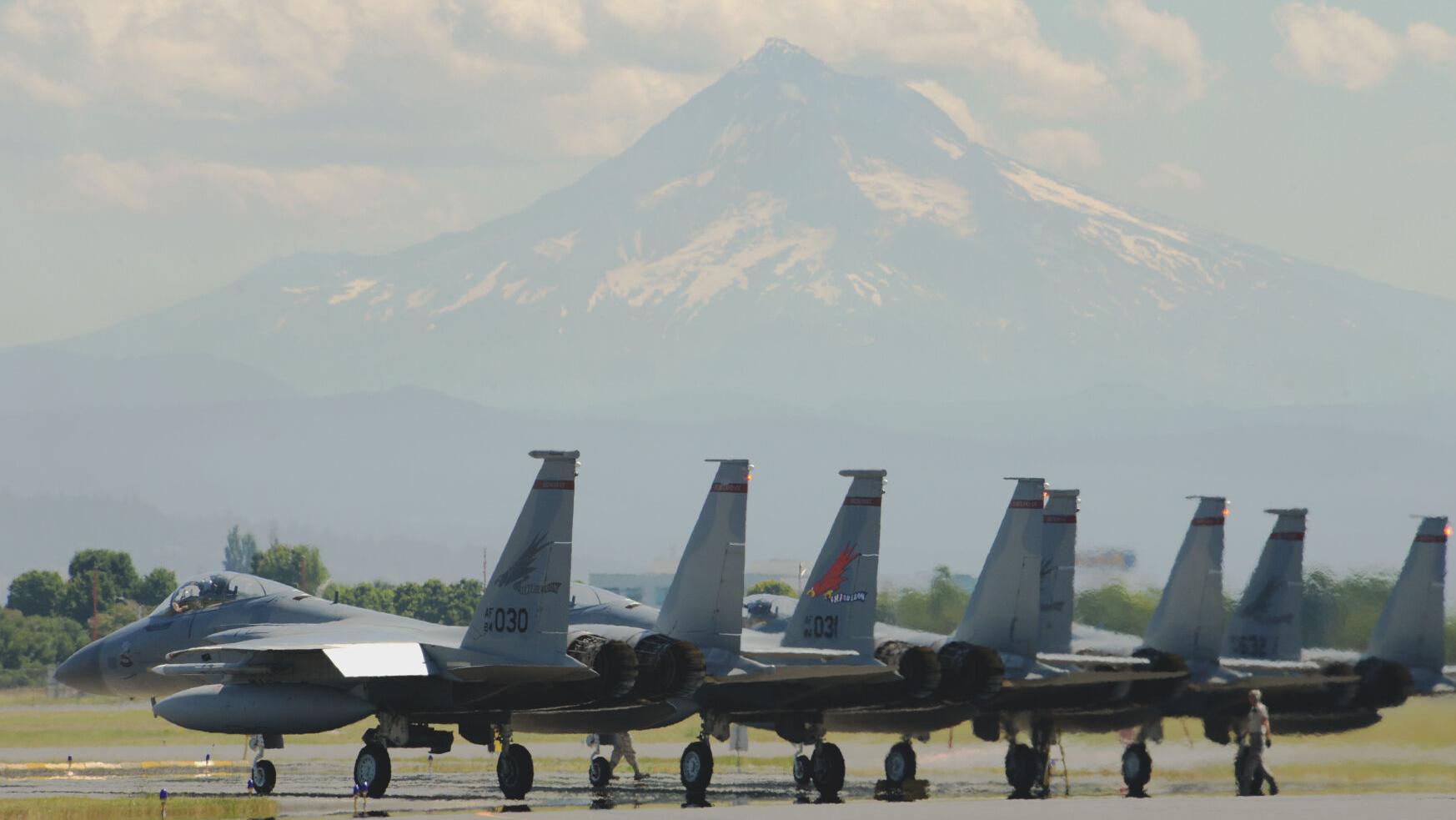 LIST: Portland F-15 fighters to perform flybys at Oregon Memorial Day ...