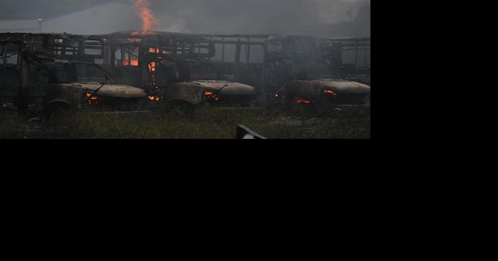 PHOTOS: Brush fire near Hermiston destroys school buses, prompts ...