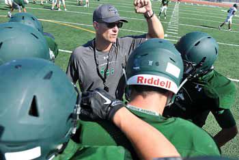 New head coach has Huskies focused on another league title | Special ...
