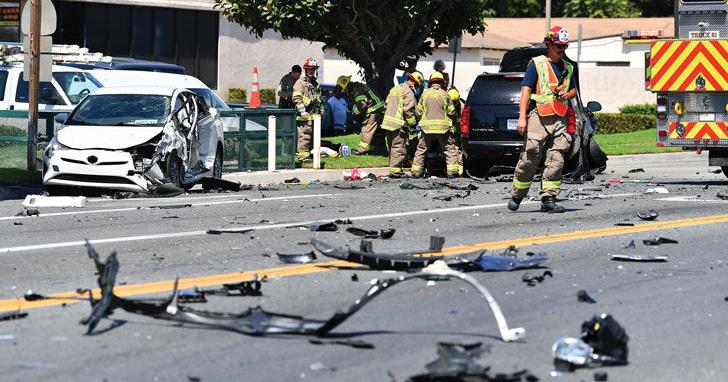 Five injured in four-car crash at East End and Riverside in Chino ...