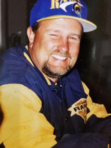 Jon Evert Veenendaal | Obituaries | championnewspapers.com