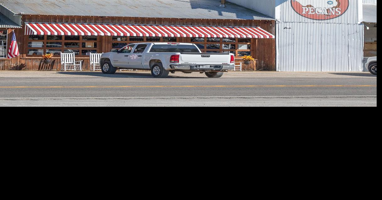 Rattlesnake Ranch Pecan Co. | Features | charmeasttexas.com