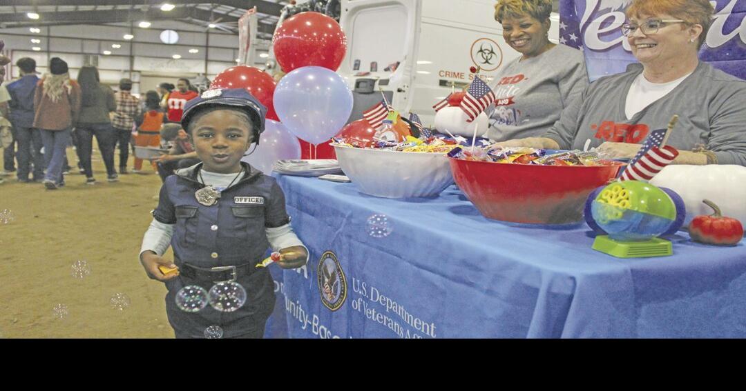 Candy, fun plentiful for Halloween | News | chathamstartribune.com