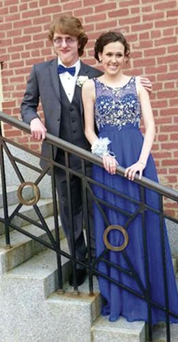 Warren crowned Tunstall prom king | News | chathamstartribune.com