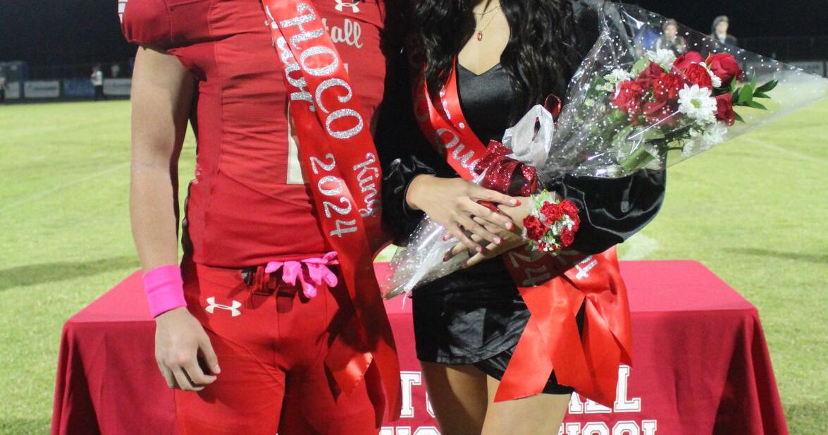 Trojans celebrate Homecoming | Sports | chathamstartribune.com