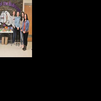 Chetek Leos collect donations at C-W for Chetek Food Shelf | Chetek ...