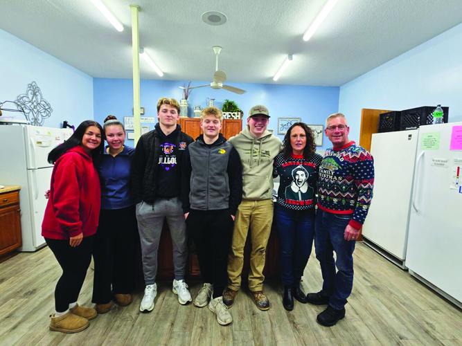 Chetek’s Santa Day makes season bright | Free News | chetekalert.com