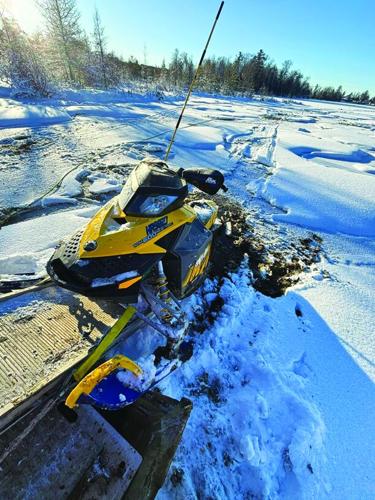 Don’t break the ice: two sleds pulled from Chetek Chain of Lakes | Free ...