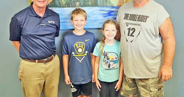 Two anglers cash in with $500 fish | Community News | chetekalert.com