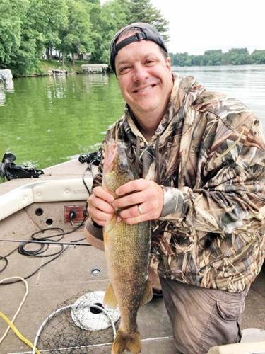 Chetek visitor catches 29-inch walleye | Sports | chetekalert.com