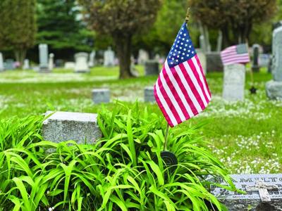 Honor the fallen at Memorial Day ceremony, parade and flyover | Free ...