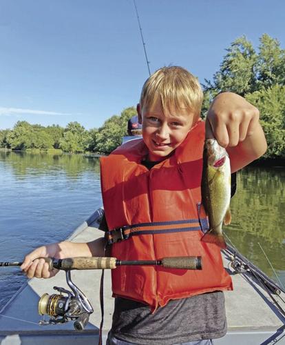 Weekly winner of fishing photo contest | Community News | chetekalert.com