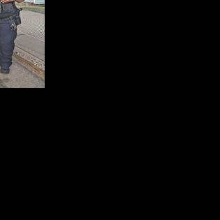 Community offers tribute to slain officers | Free News | chetekalert.com