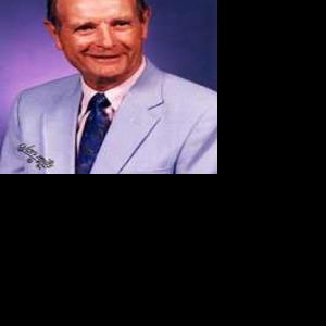 Robert E. Carlson | Obituaries | chetekalert.com