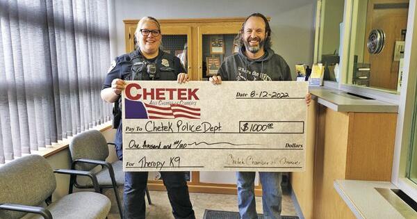 Chetek Chamber supports community therapy dog | Top Stories ...