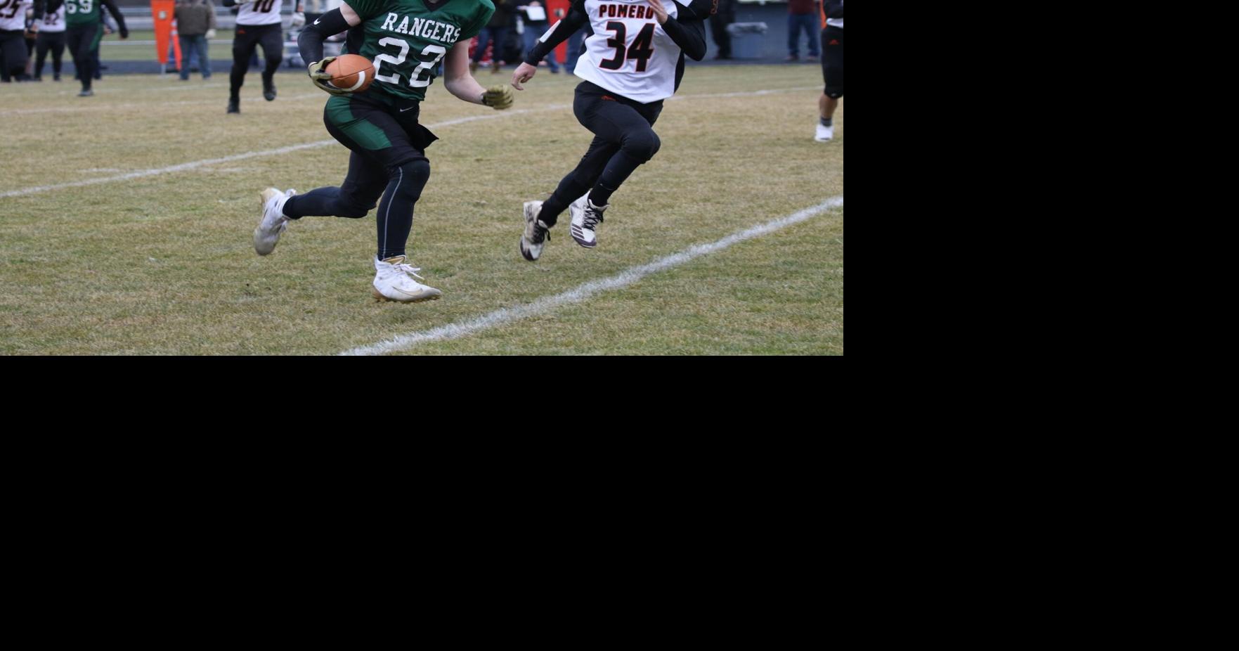 1B FOOTBALL PLAYOFFS: Selkirk racks up 600 yards of offense in 56-20 ...