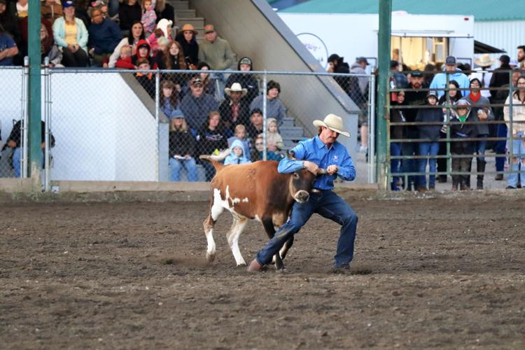 Colville’s 2024 PRCA Rodeo draws crowd, awards $20,000 purse | News ...
