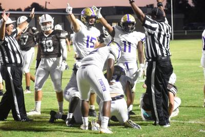 Football: District play continues for area teams | Sports ...