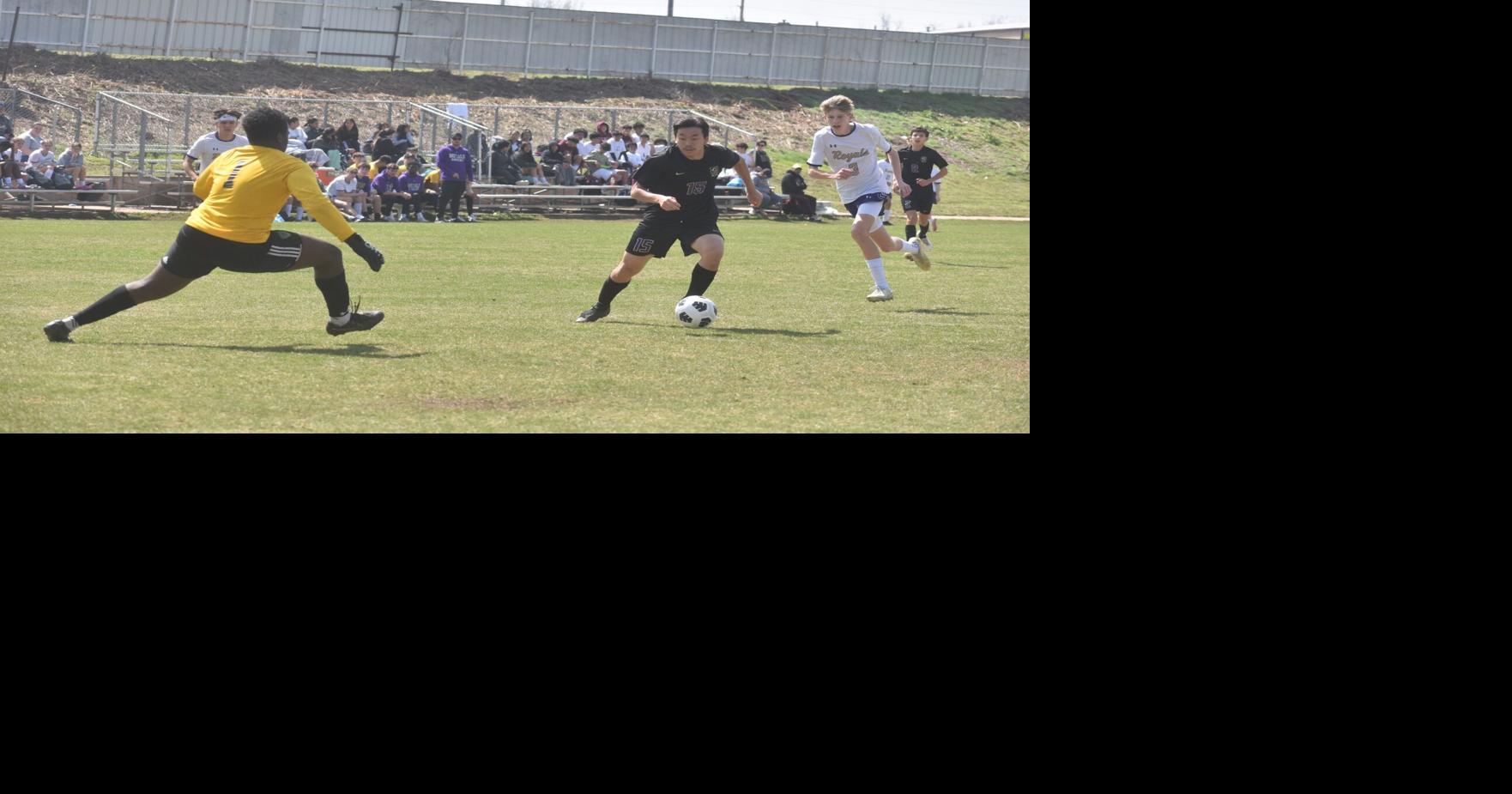 SOCCER: Fightin' Chicks to play for No. 1 seed | Sports | chickashanews.com