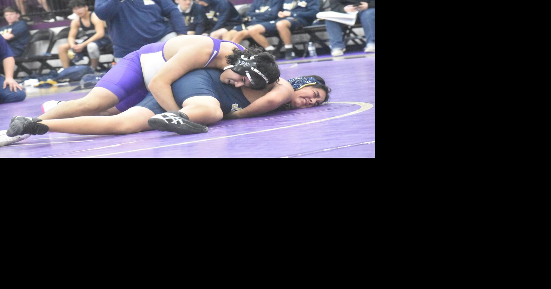 WRESTLING: Fightin' Chicks start strong at home | Sports ...