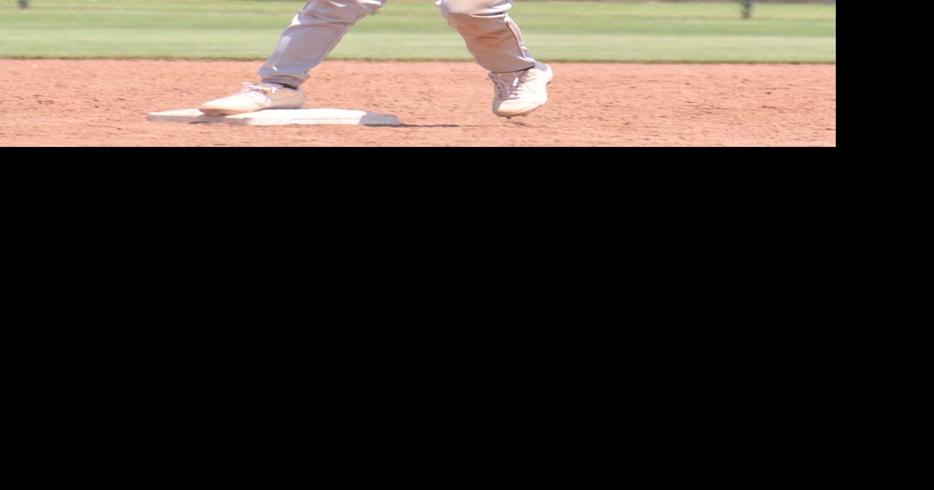BASEBALL: Chickasha takes down Cache at home | Sports | chickashanews.com