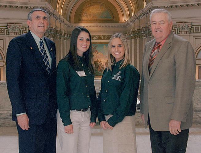 Oklahoma 4-H'ers learn about government during Capitol visit | Local News | chickashanews.com