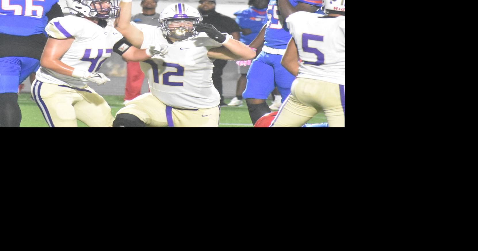 FOOTBALL: Fightin' Chicks beat John Marshall, earn district win ...