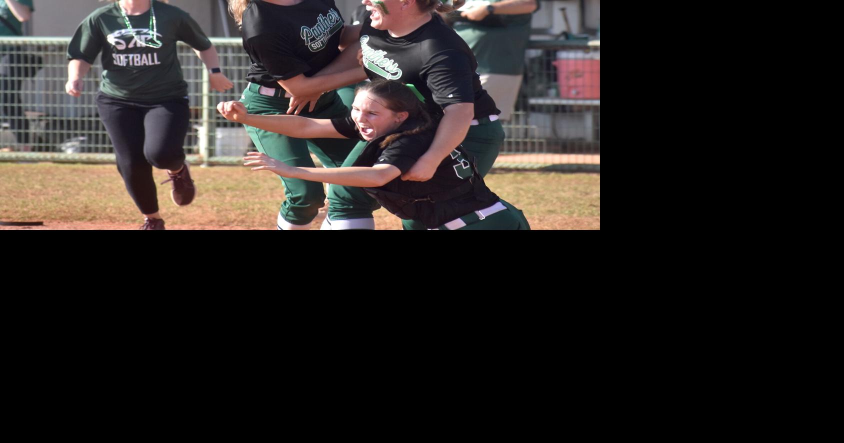 SOFTBALL: Am-Po runs through regional, advances to state | Sports ...