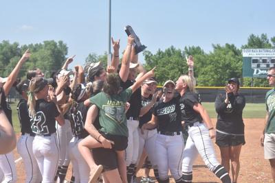 SOFTBALL: Drovers go unbeaten in Opening Round, advance to World Series ...