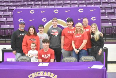 BASEBALL: Venable makes choice, signs with MACU | Sports ...